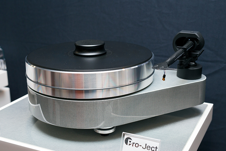 Best of AVS - Pro-Ject RPM 10 Carbon Silver получает награду